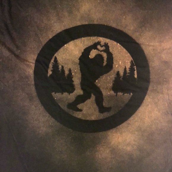 Gildan | Shirts | Handmade Bleach Painted Bigfoot Making Gesture With ...